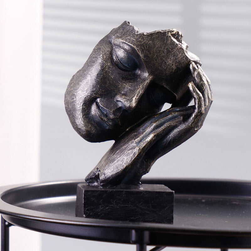 Frauengesichtsstatue | Omega-Statue– Omega Statue