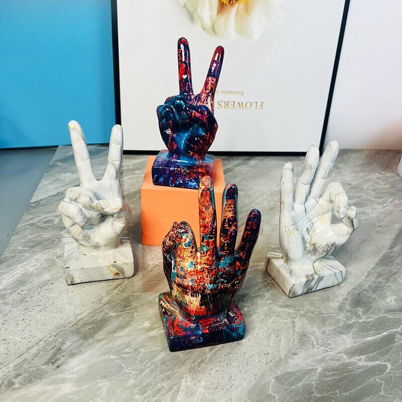 Fingerstatue | Omega-Statue– Omega Statue